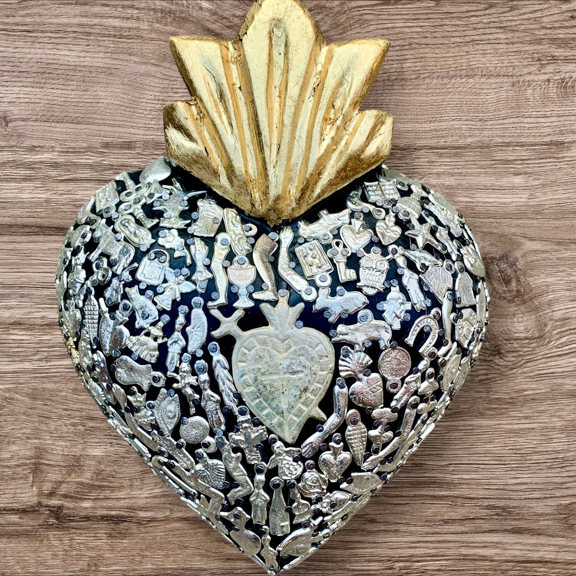 Milagros Heart - Mexican Sacred Milagro Corazon - Folk Art | MexDecor