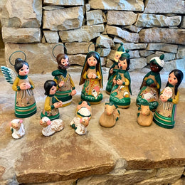 Mexican Nativity Set - Hand Crafted Clay Nativities Grande | MexDecor